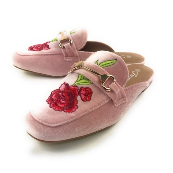 Shoes | Flats Gorgeous Rose Shoes New In Box | Poshmark